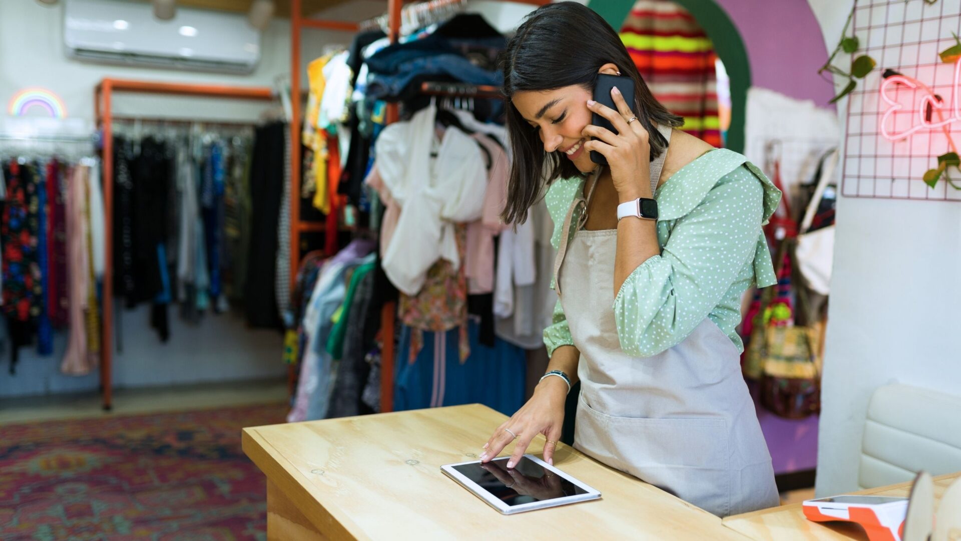 Network Solutions for Retail | Managed by iTel Networks Inc.